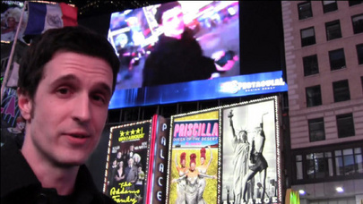 Torontonian controls Times Square video board - Sign Media