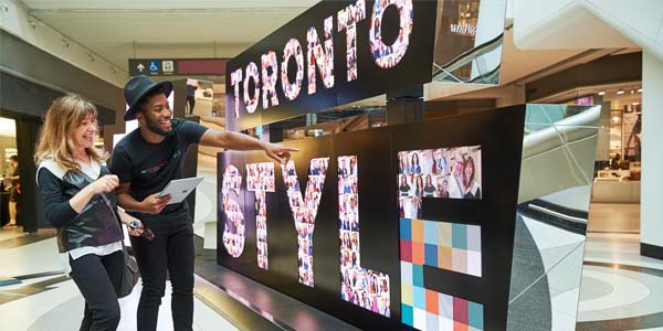 Interactive sign displays Eaton Centre customers’ selfies - Sign Media