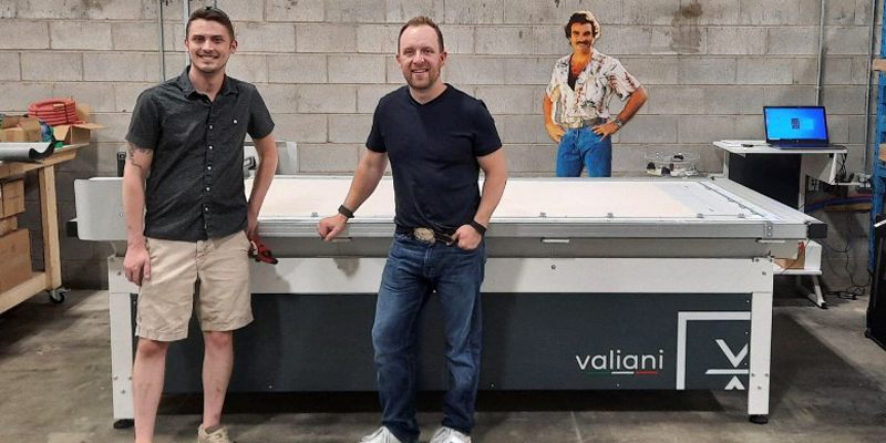 Sydney Stone reveals its first flatbed cutting tables - Sign Media Canada