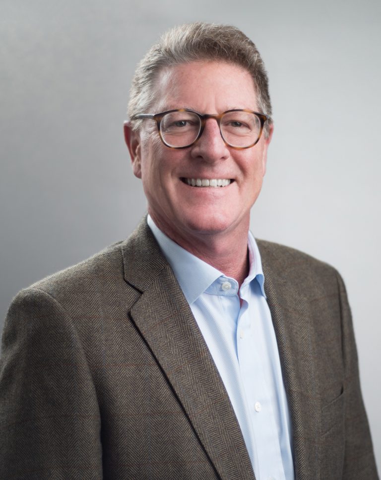 Lamar CEO Sean Reilly joins WOO board - Sign Media Canada