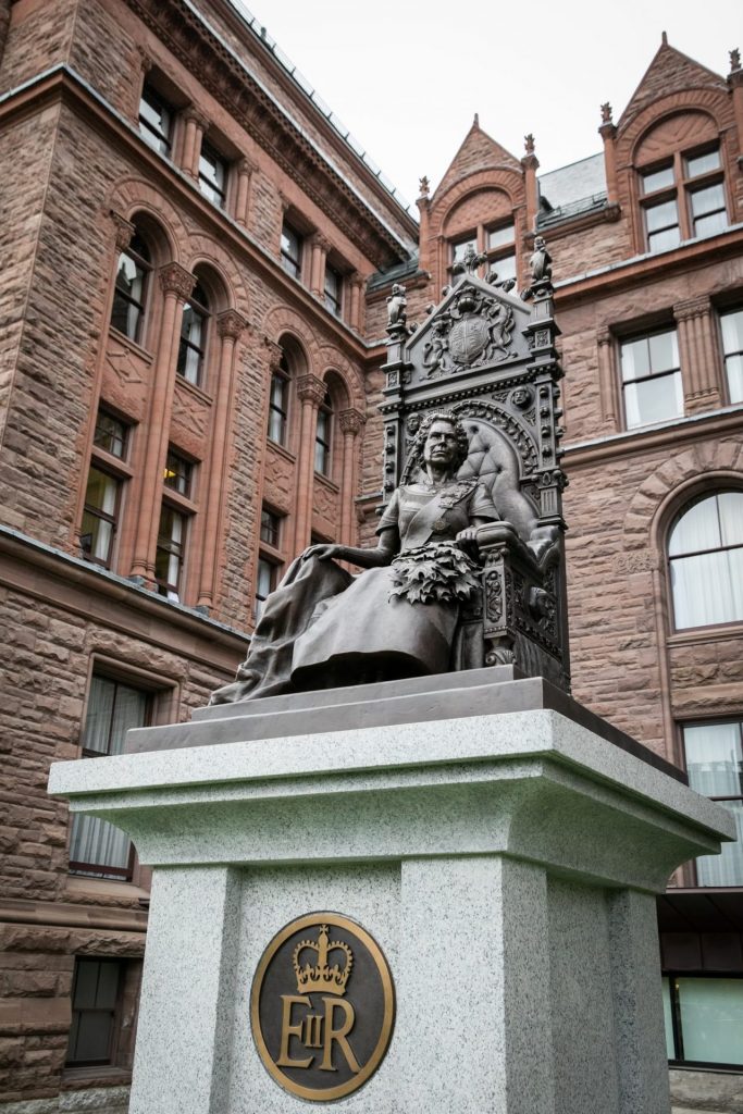 Bronze statue signifies role of Queen Elizabeth II in Ontario’s ...